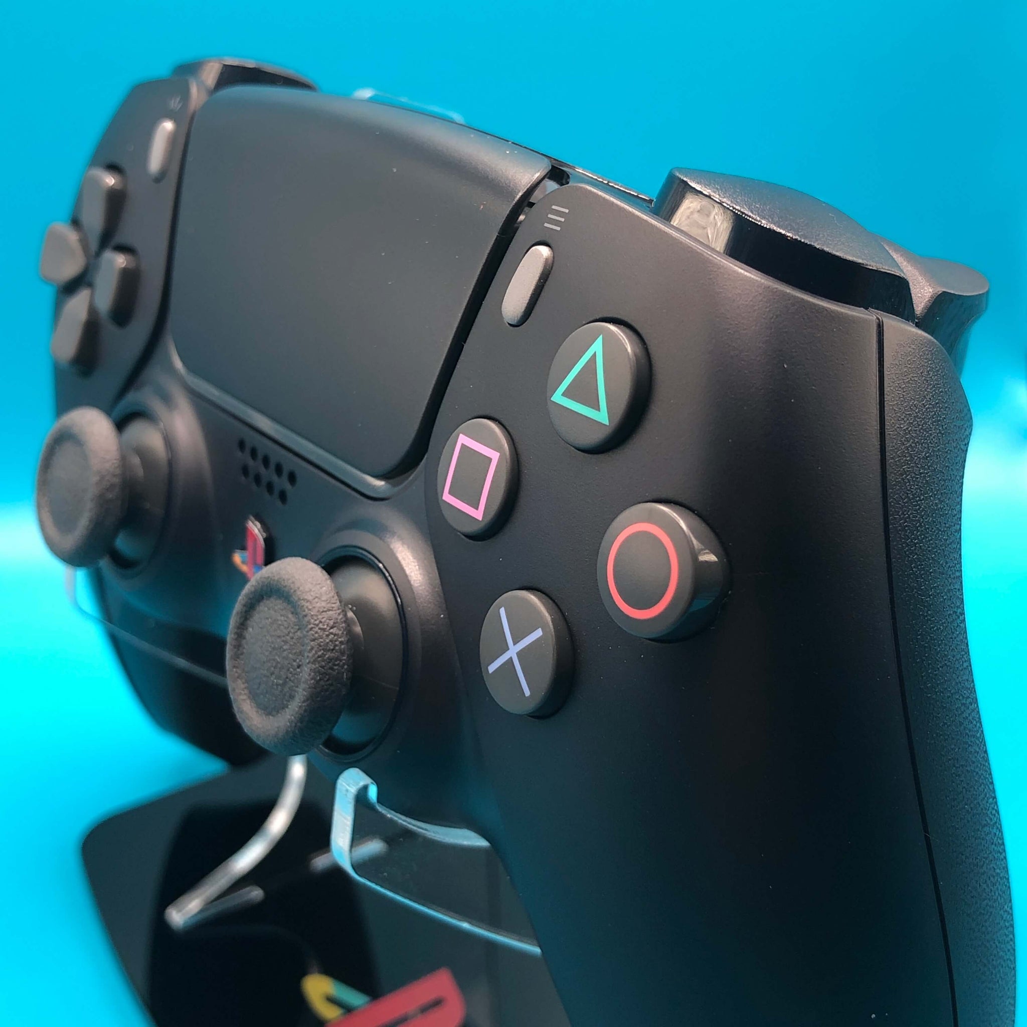 Classic Edition PS2 DualSense – Skin Pixel